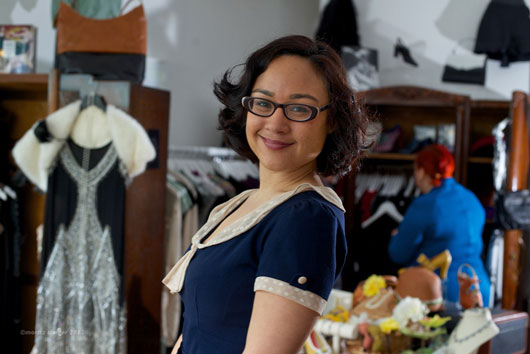 Rowena - The Revival Retro Boutique - f:Entrepreneur